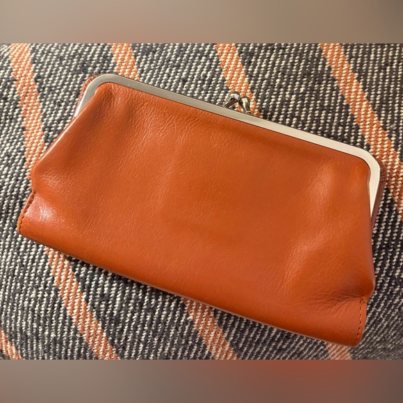 HOBO | Bags | Hobo Clutch Wallet L Color Russet | Poshmark